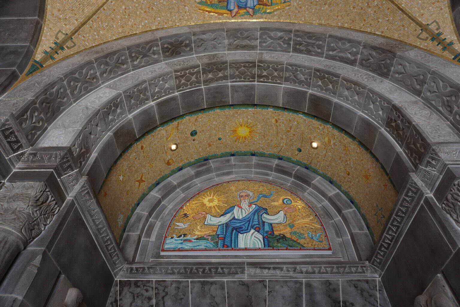 Visiting the Shrine of Sainte-Anne-de-Beaupré in Québec - Gone With The ...