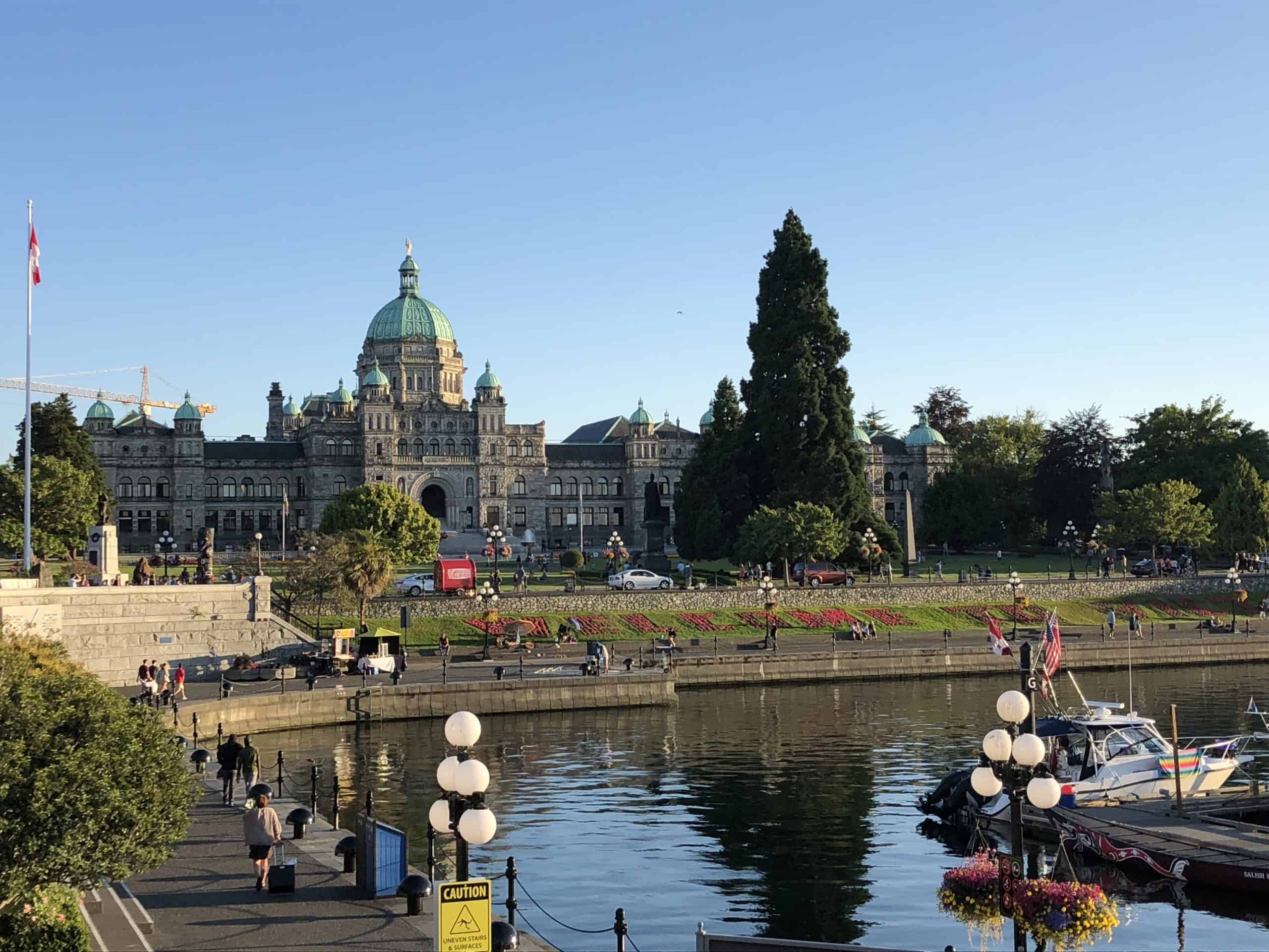 10 Fun Things To Do in Victoria, British Columbia - Gone With The Family