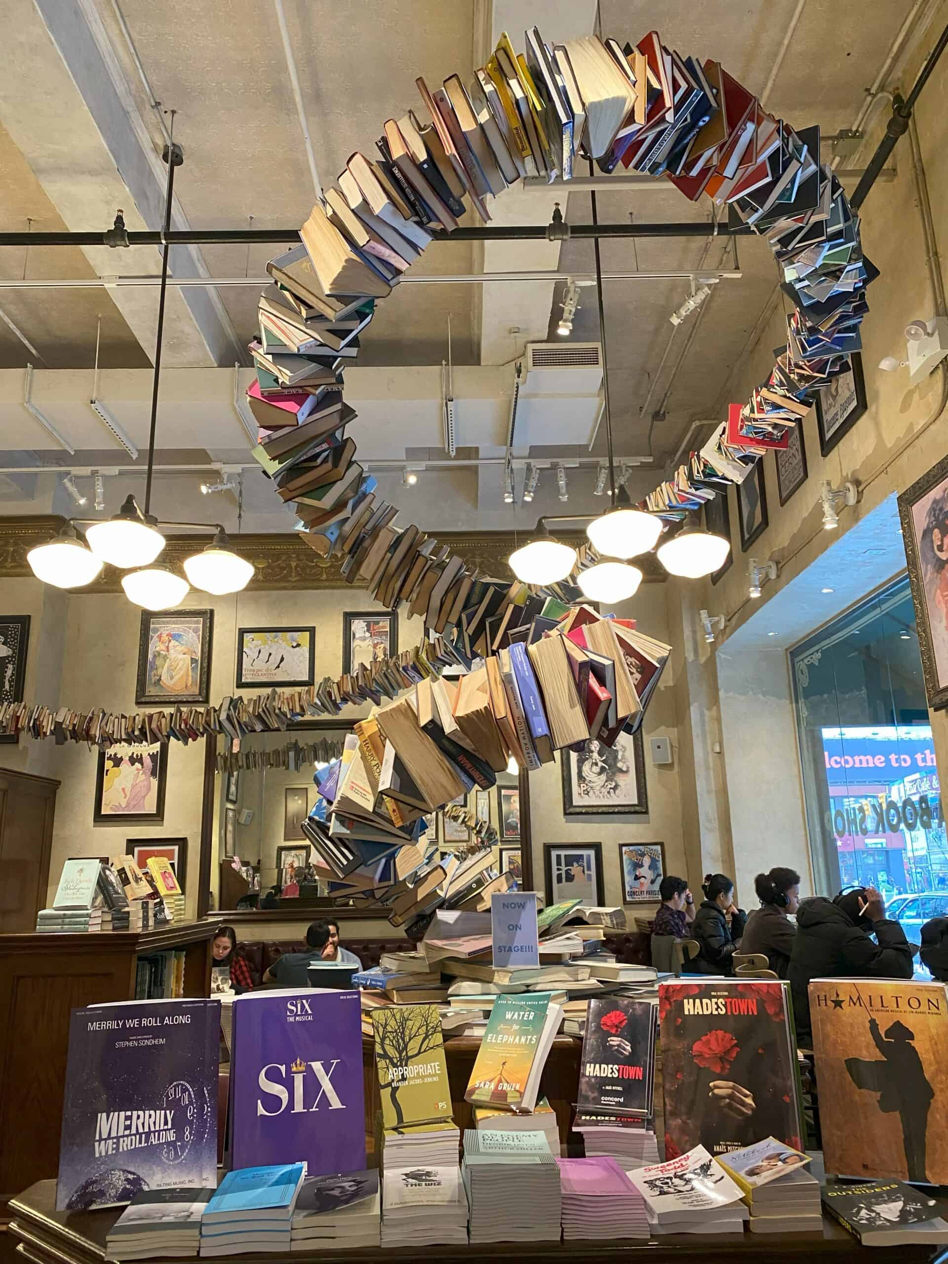 6 of the Best Bookstores in New York City for Visiting Book Lovers ...